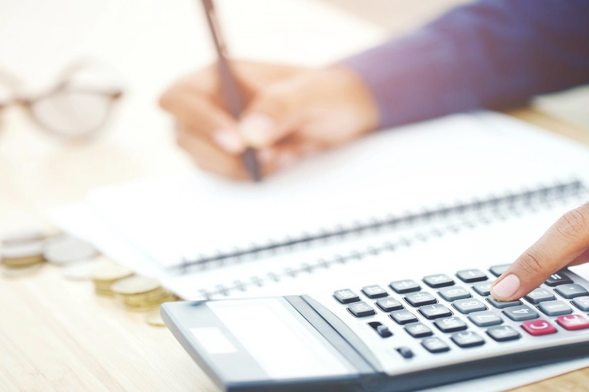 Four Budget Tracking Apps for Students and New Graduates! | by Rutuja ...