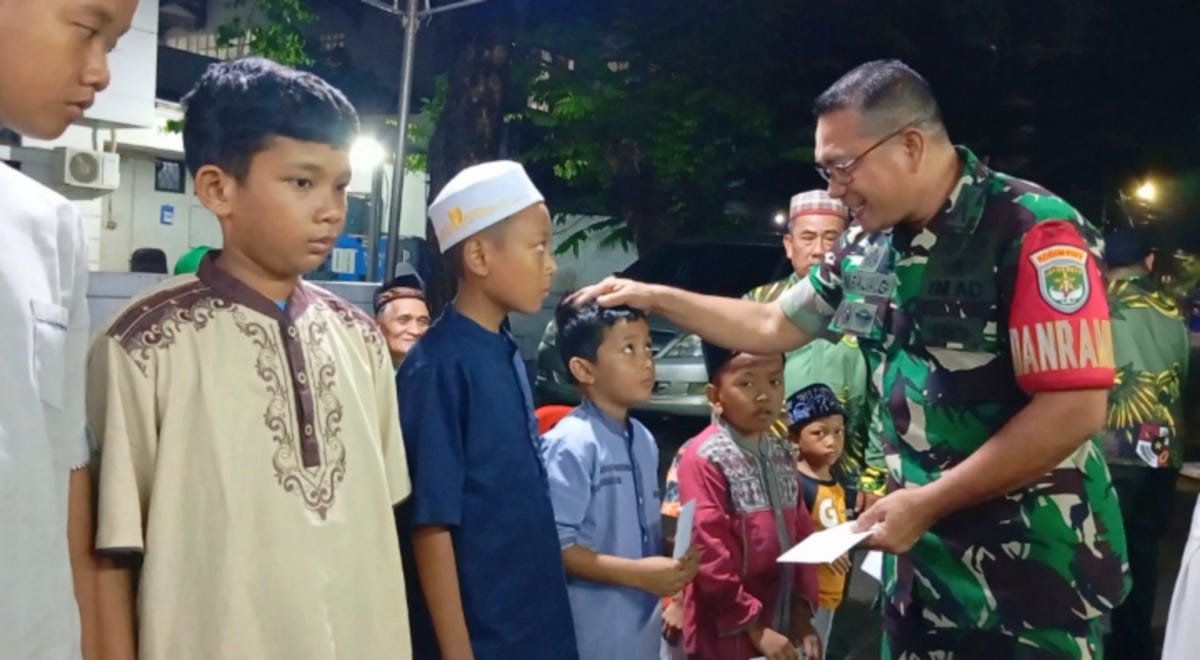 Sambut Bulan Suci Ramadhan 1445 H, Danramil 03/Grogol Petamburan Mayor ...