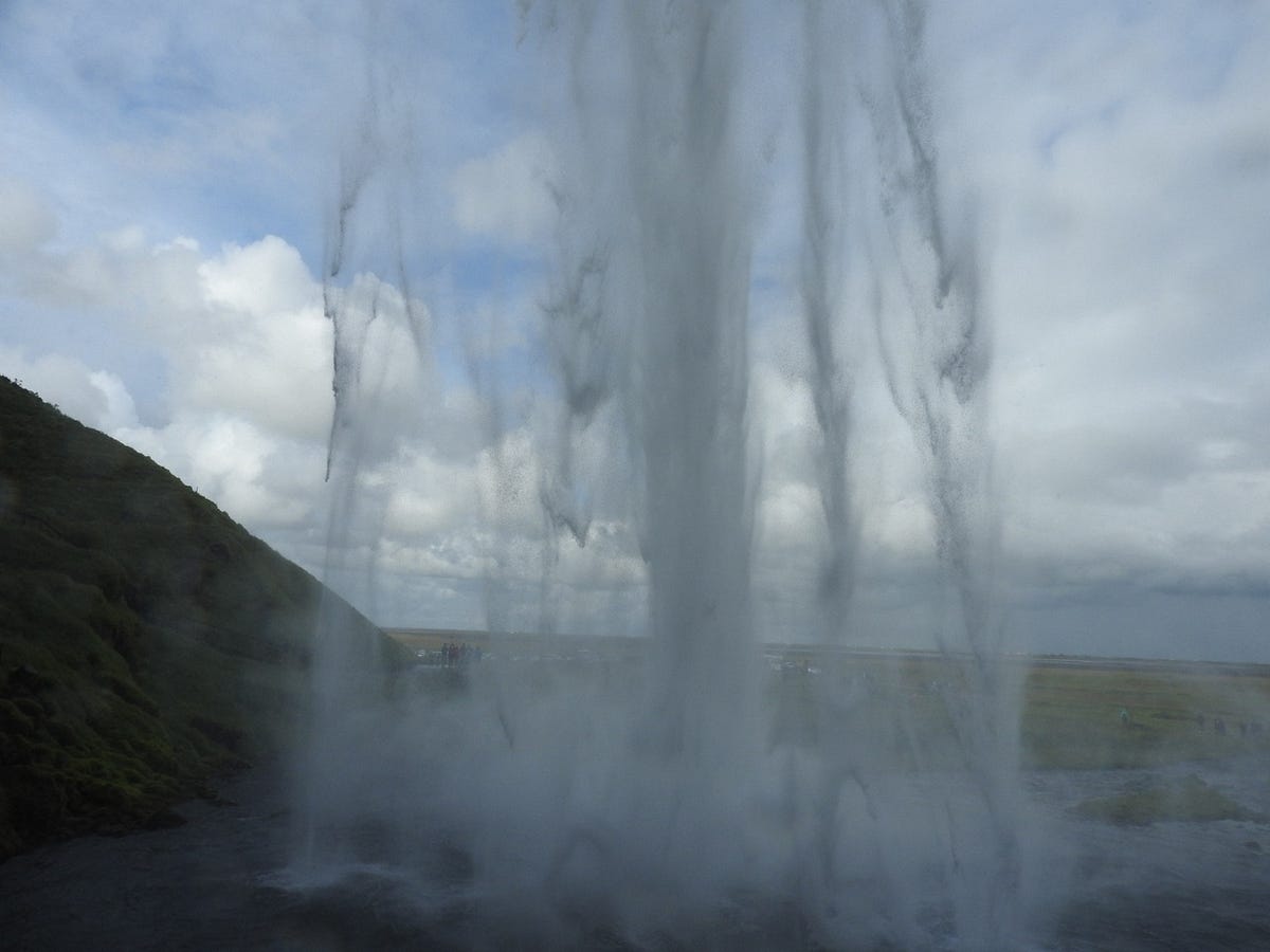 Creating a Waterfall Chart in Python | by Elena Kosourova | Geek ...