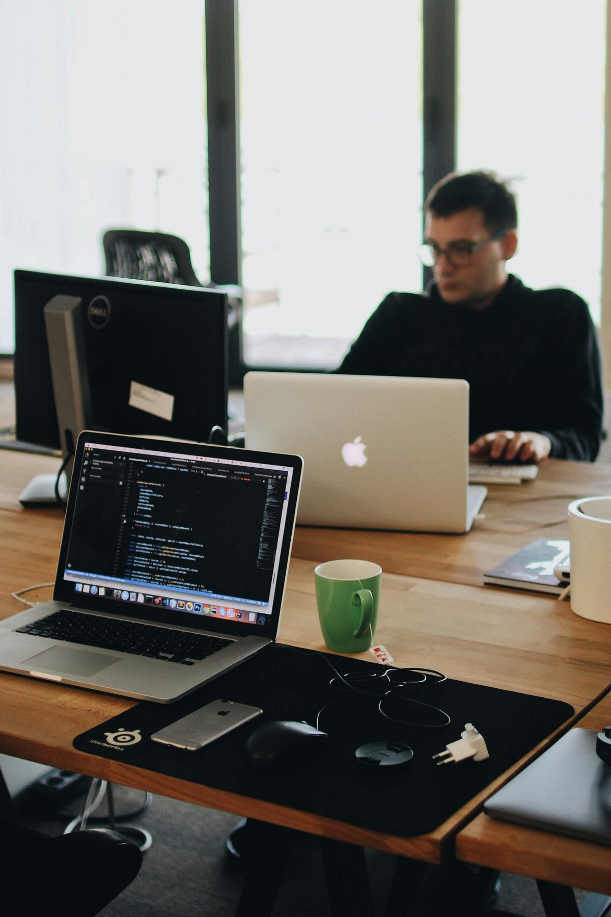 An interview with a Solution Architect (in the Hot Seat) | by Hossam Hussein | Mar, 2025 | Medium