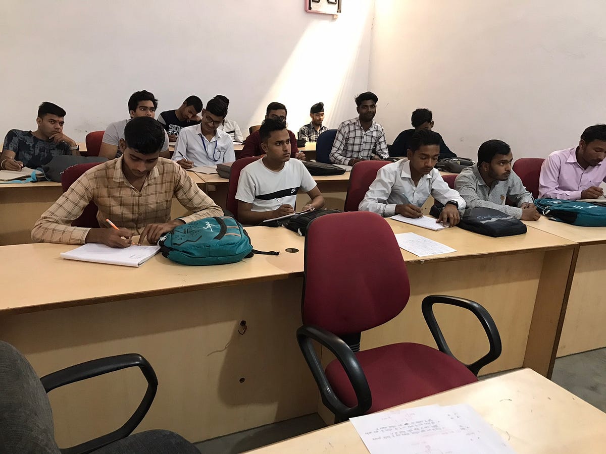 Best Faculty DGT Approved ITI College in Moradabad 2024 - Pt Sls Iti ...