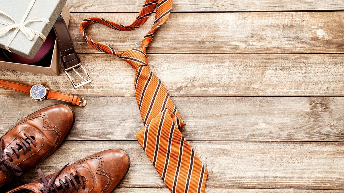 6 Thoughtful Father’s Day Apparel and Accessories Gift Ideas | by Josh Andree | MEN’S STYLE ...