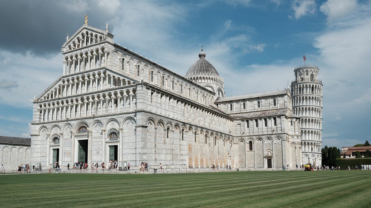 Why should we care about functional programming in Swift | by Marek Galik | Medium