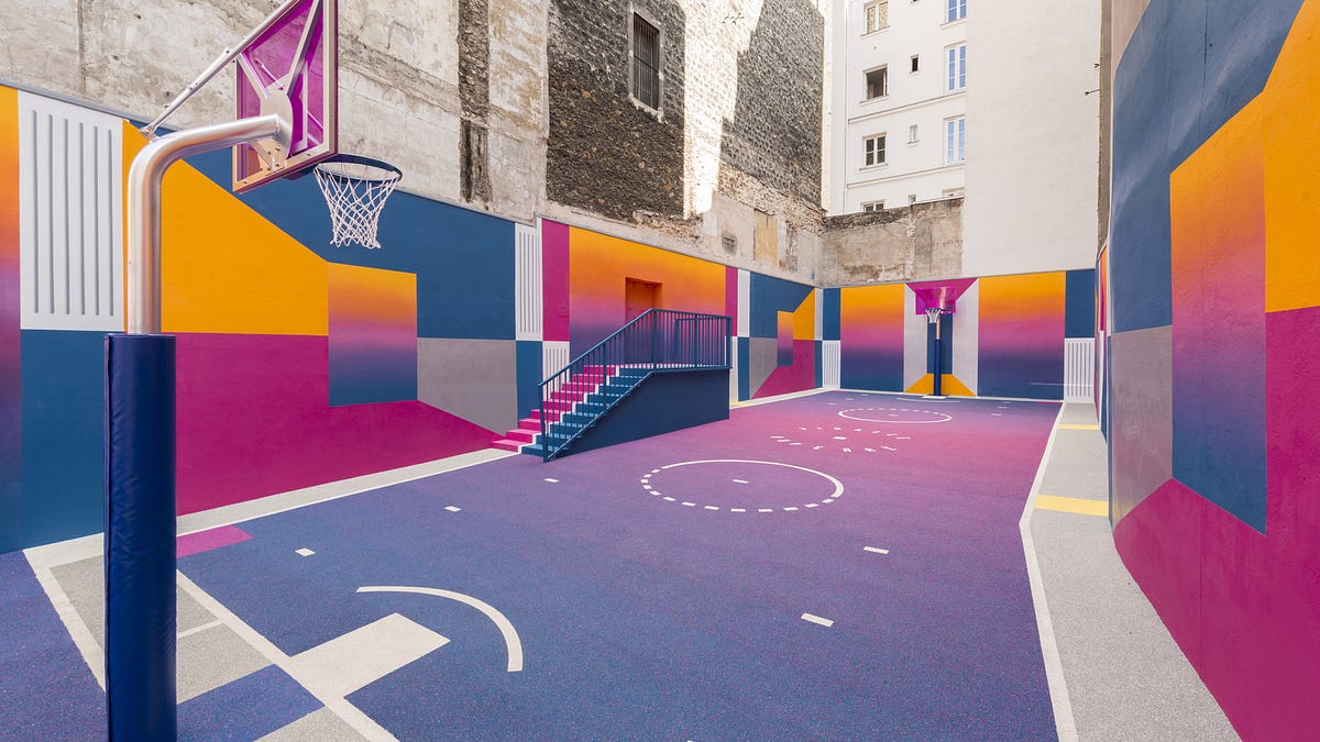 7 great uses of set design in advertising | by Katja Belkina | Medium