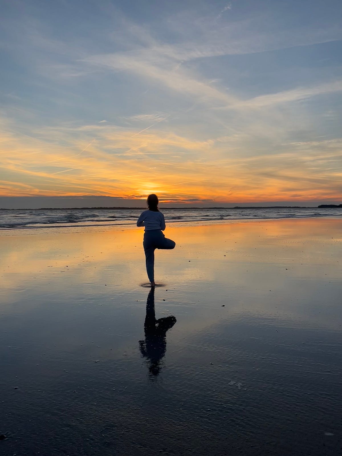 Ready to Drop Some Karma? This New Moon Eclipse in Libra Is Here to ...