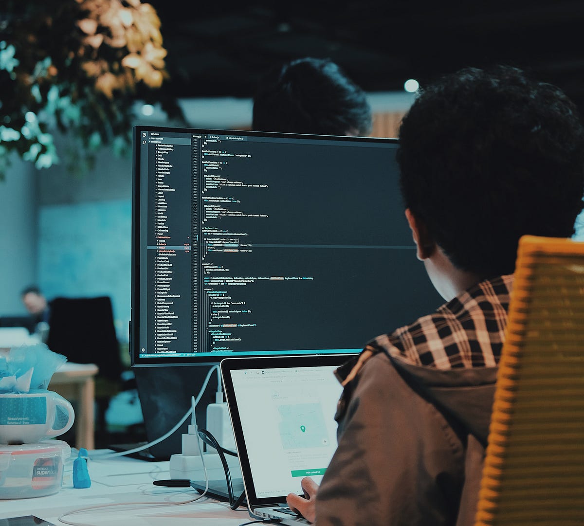 Should Developers Stick to One Programming Language? | by Alvison ...