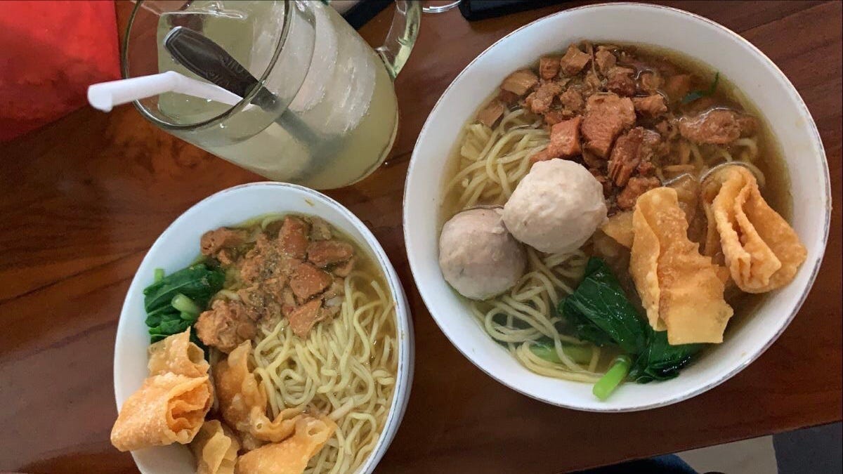 Talk tO you.. Rakai sengaja menunggu patner siarannya… | by nelo | Medium