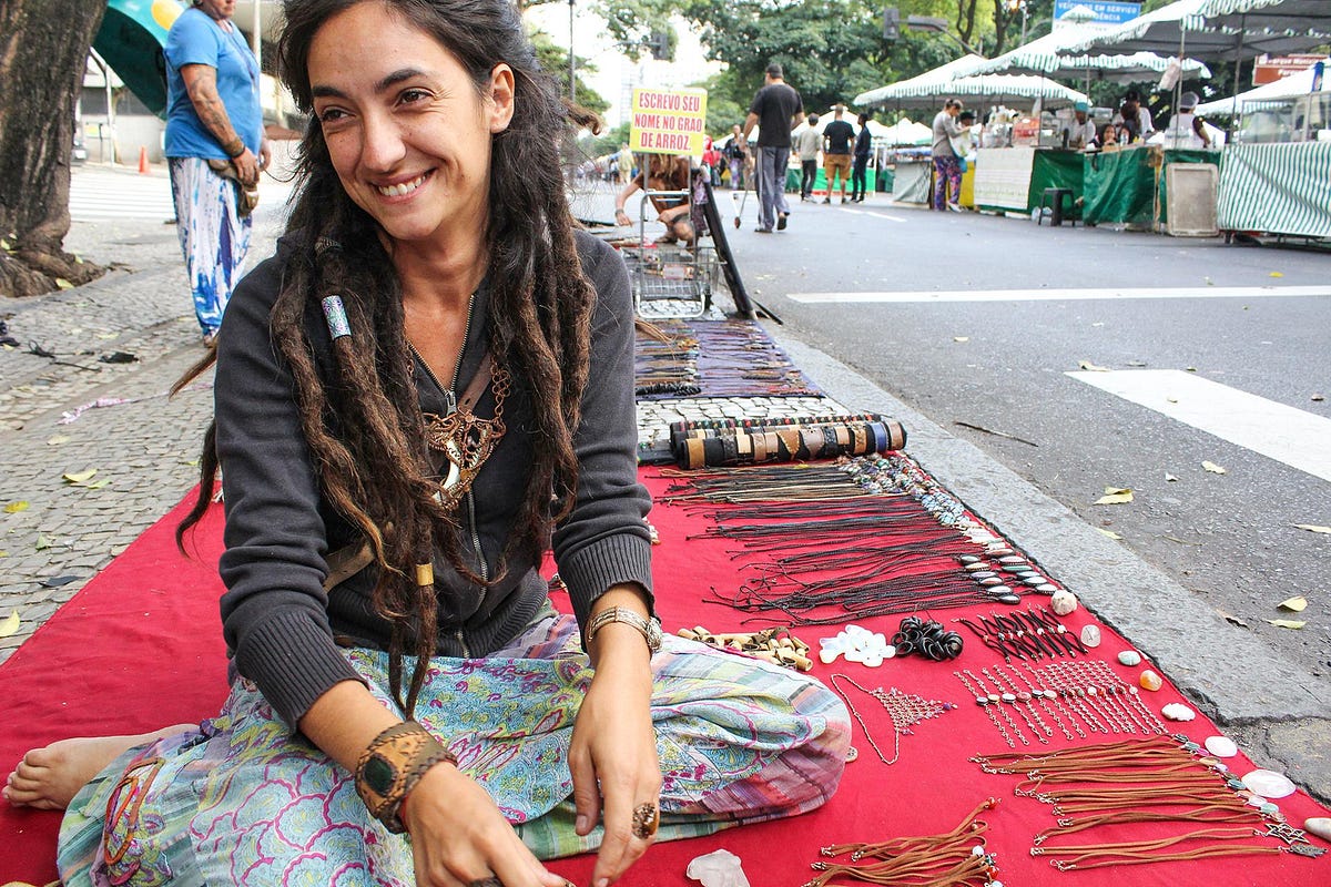 Avenida Hippie #3. Itinerante | by Avenida Hippie | Medium