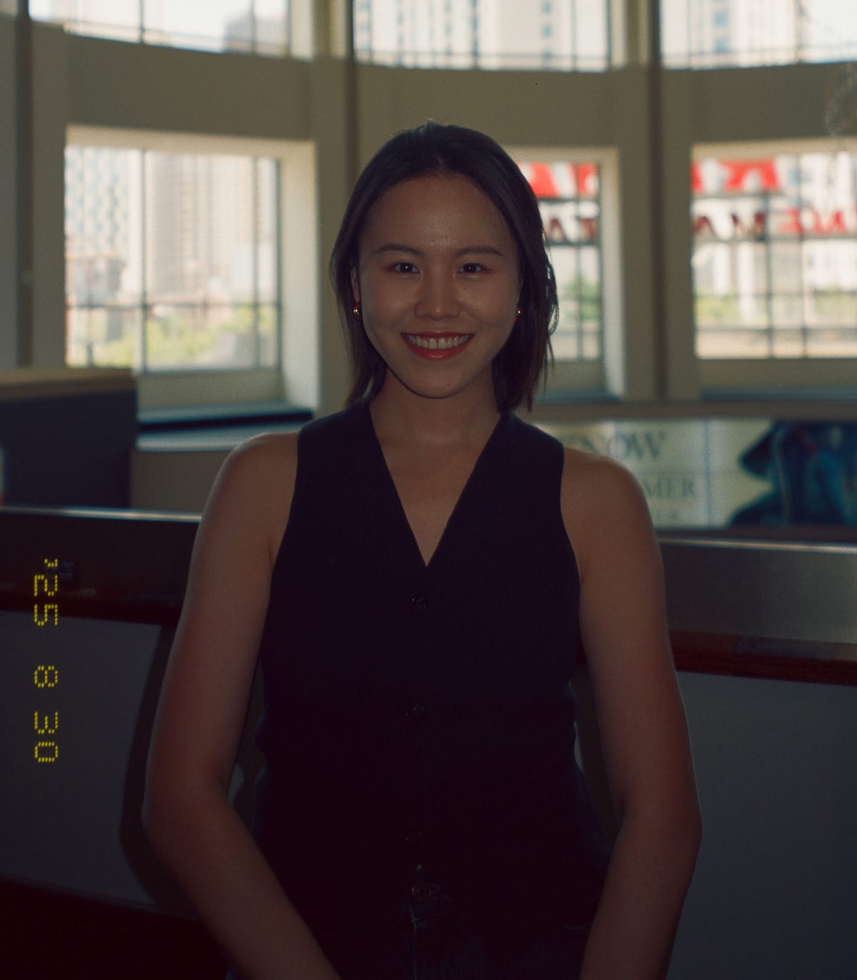 Viola Mai: Living in an Entertainment World with the Advent of Vertical ...