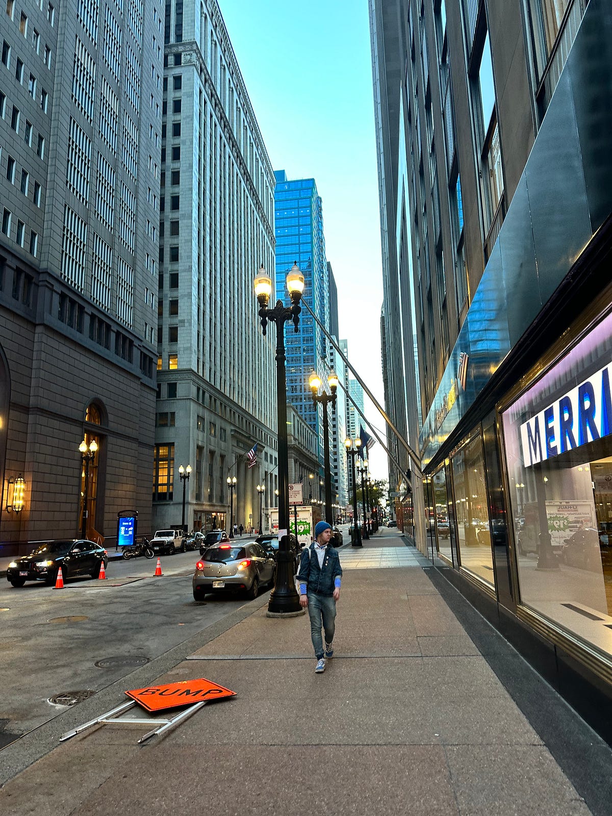 following a stranger in the loop. As i get off quincy station to go ...