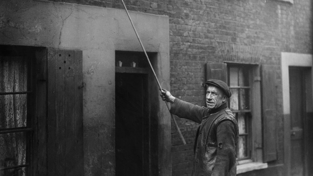 Human Resources is Dead! Long Live HR! | by Clint Gordon-Carroll | Medium