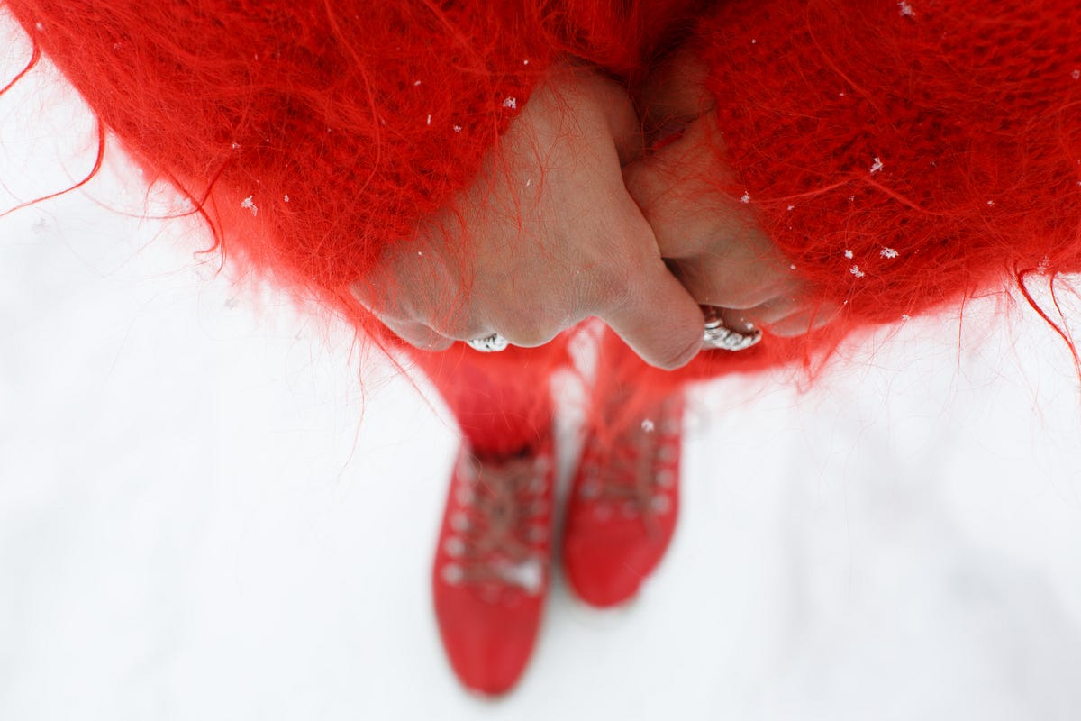 Lady in Red Flags. Around 7–8 years ago, a friend that had… | by Luan ...