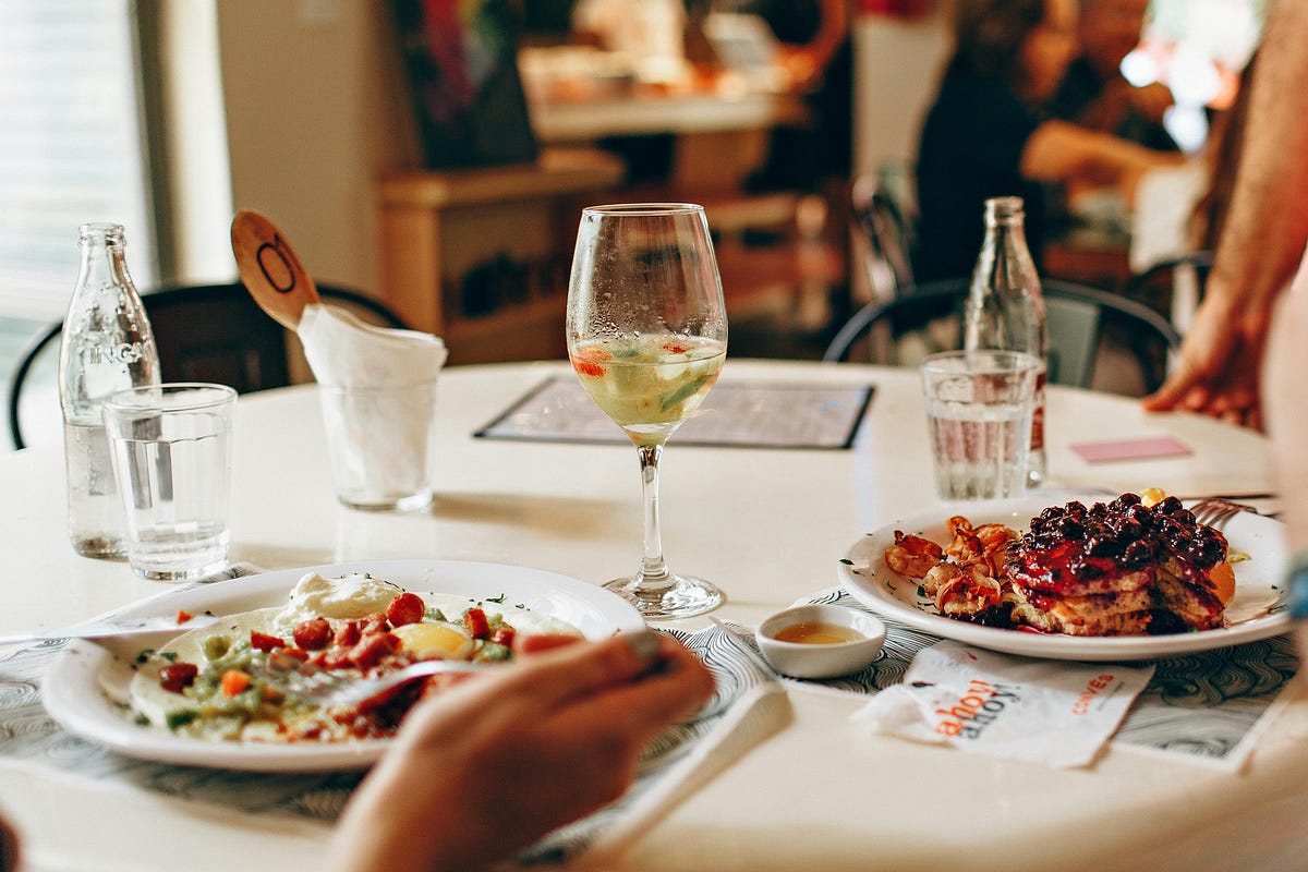Emotional Eating What’s Really Driving You to the Fridge. | by SLIMWAVE | Sep, 2024 | Medium