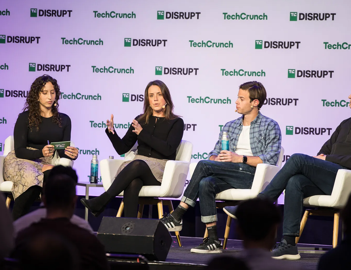 How national interest startups should be thinking about government contracts | by TechCrunch ...