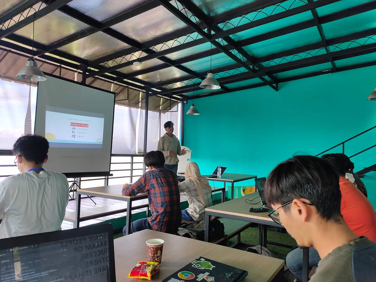 Day-2 eFishery Academy Batch 2.1 - Fauzan Herdika Tubagus Putra - Medium