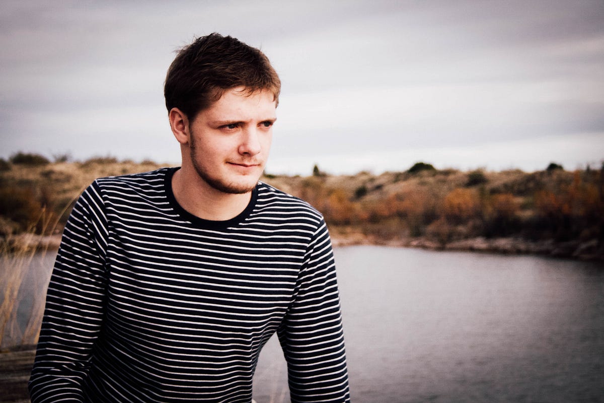 Jacob Hollis. Senior Photos — Ute Lake, Logan NM | by Kaylan Frank | Medium