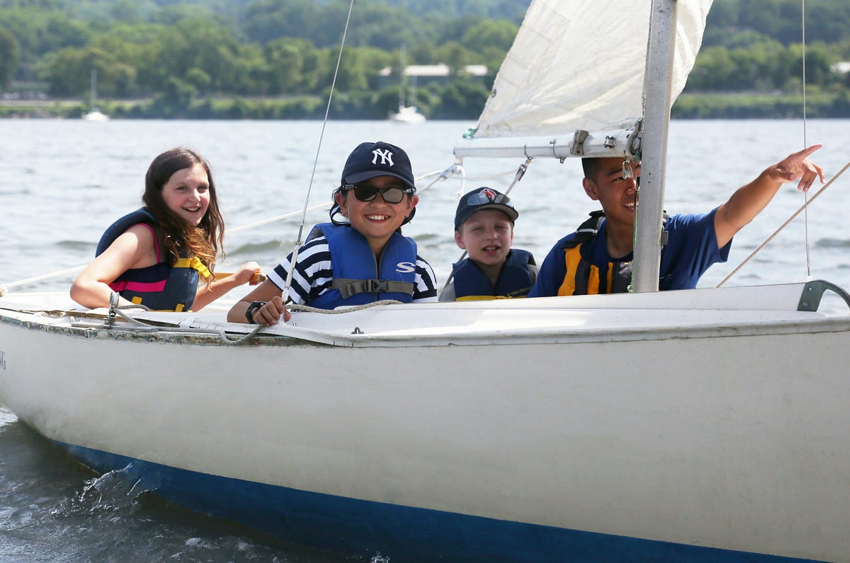 10 Things to Expect from the Best Sailing Schools | by Convair Sailing ...