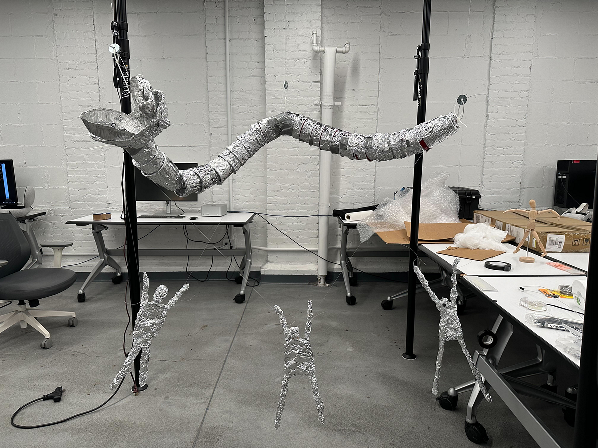 Animatronics-Week 1. Mechanical Snake Dance | by Lorca Yu | Jan, 2024 ...