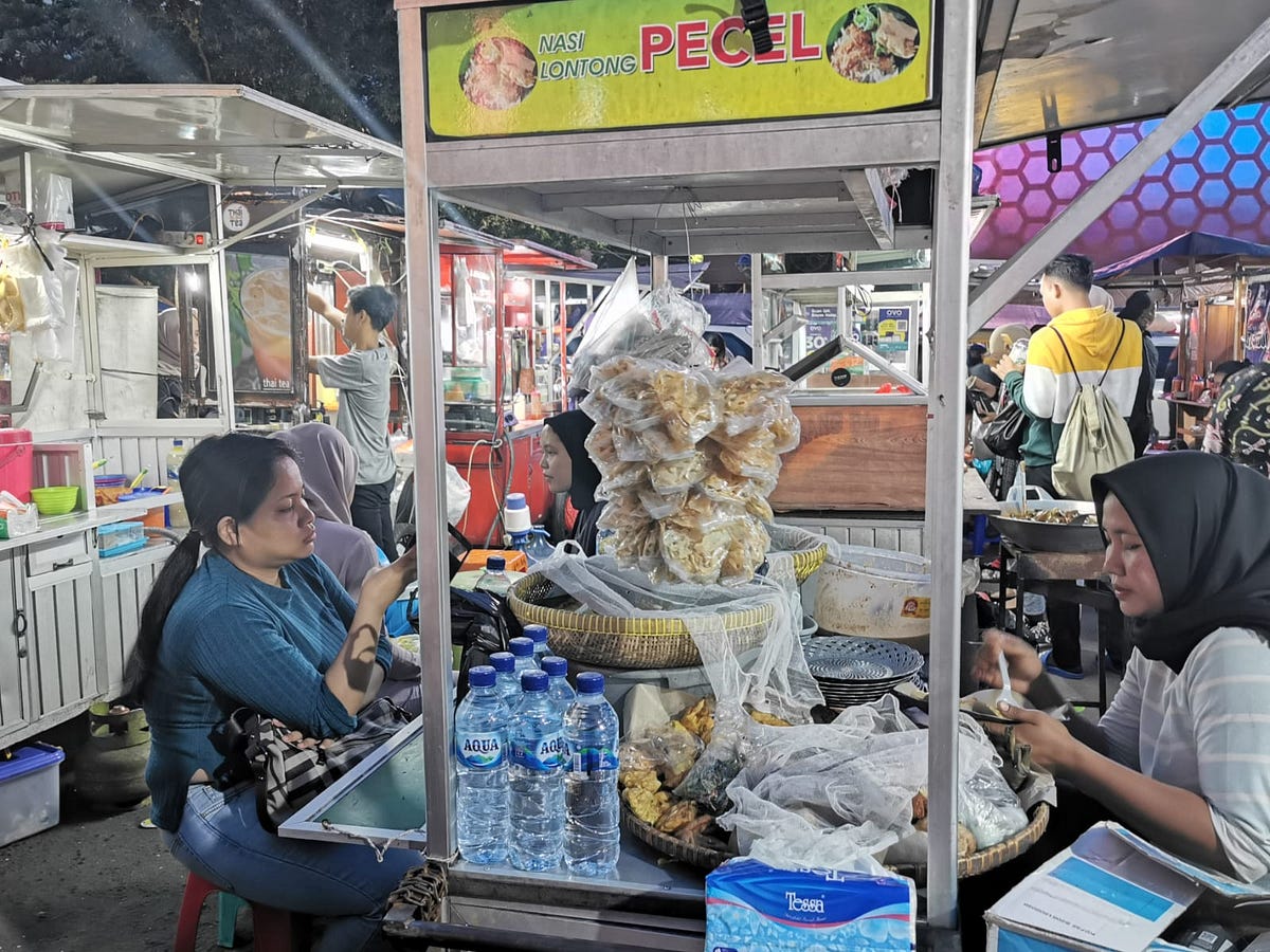 Enabling small businesses and micro-entrepreneurship. | by Shu Fen Lin ...