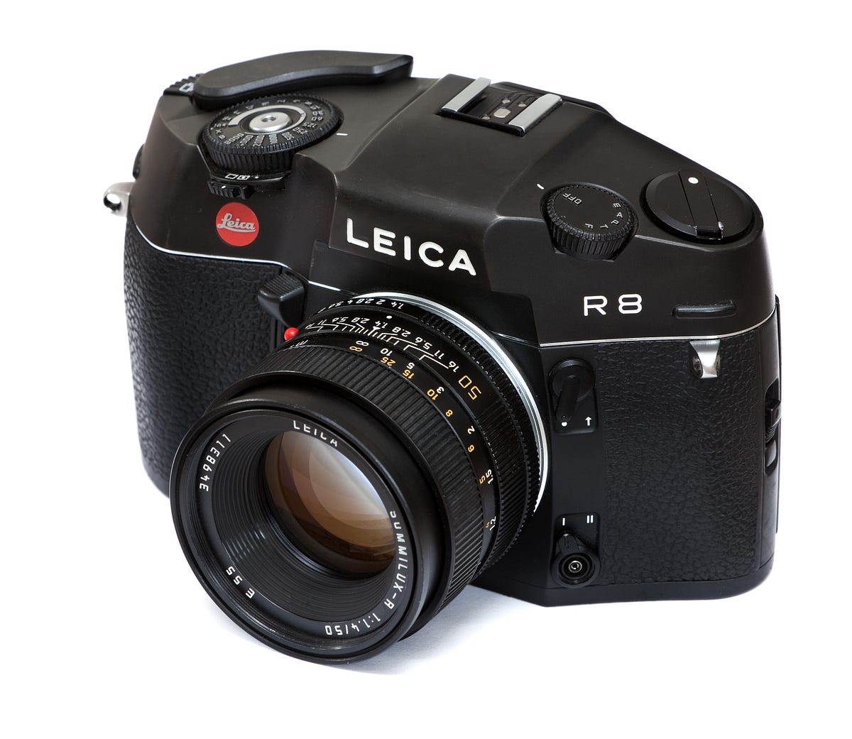 福禍相依 — — Leica R系雜談（相機篇）. 近日Leica the Hunt廣告引起熱議，片中攝影師使用著Leica… | by ...