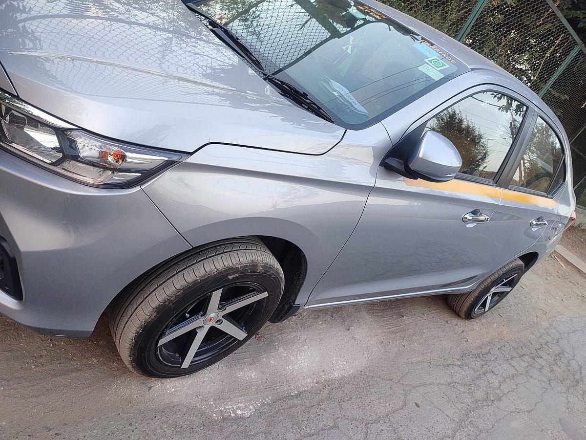 BOOK TAXI IN KASHMIR, TOYOTA INNOVA, AND HONDA AMAZE | CALL: 8899488832 ...