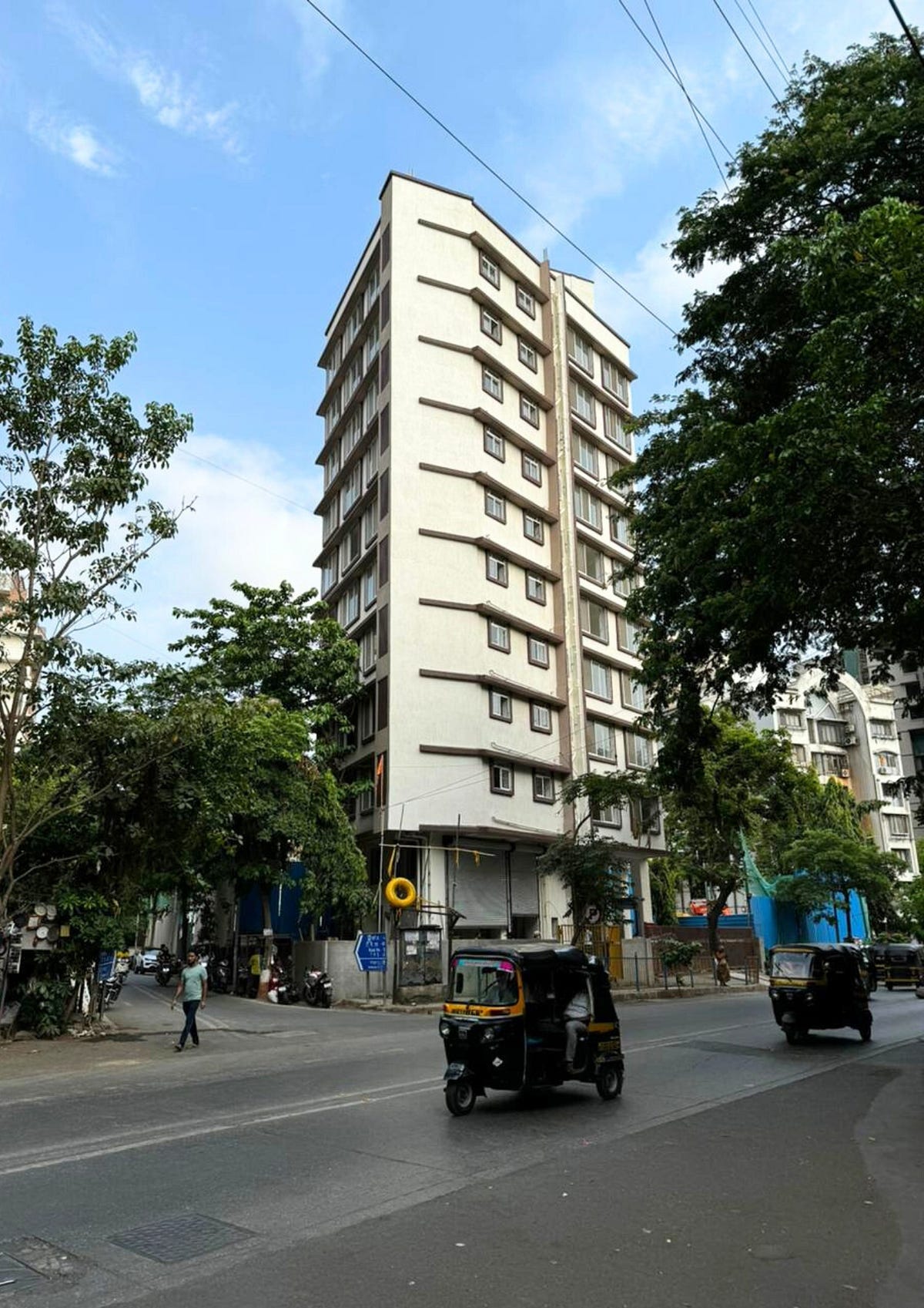 Discover Comfort at The Orion Premium Service Apartments Santa Cruz ...