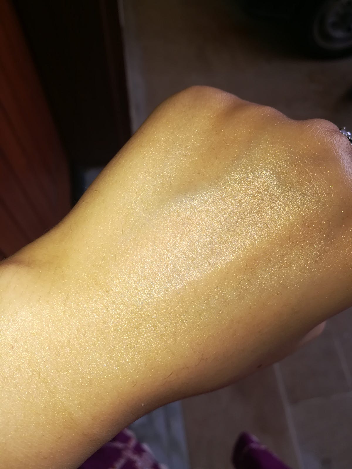 Shimmering Stardust: A DIY Body Lotion Recipe to Illuminate Your Skin ...
