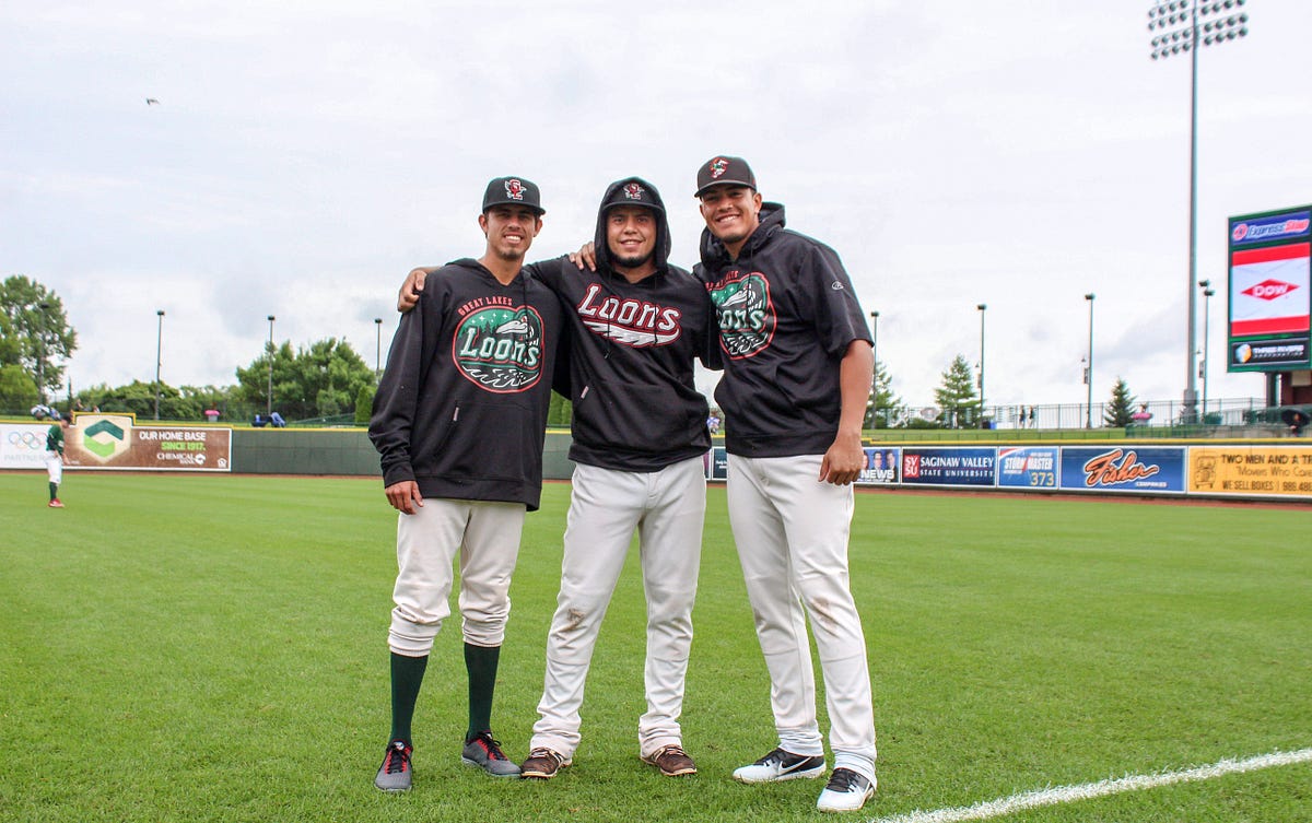 Bilingual Loons provide clubhouse comfort | by Evan Petzold | From the Nest