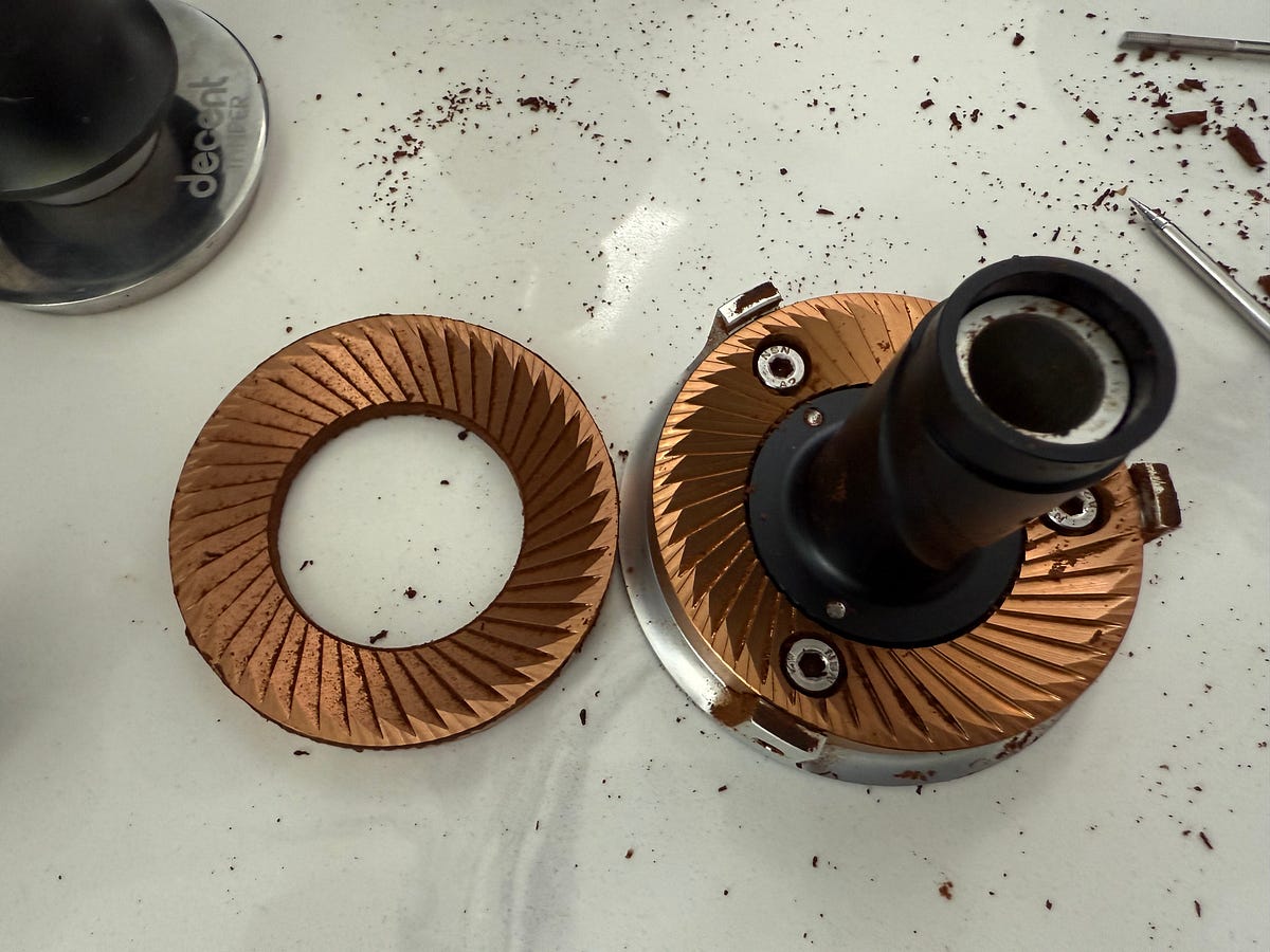 Regular vs Blind Burrs: Coffee Grinding | by Robert McKeon Aloe | Medium
