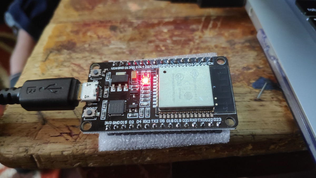 First Hands-On ESP32. Hello readers! | by Shafa Amarsya Madyaratri | Medium