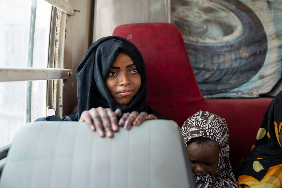 Supporting Stranded Somali Refugees Return Home from a Conflict Zone ...