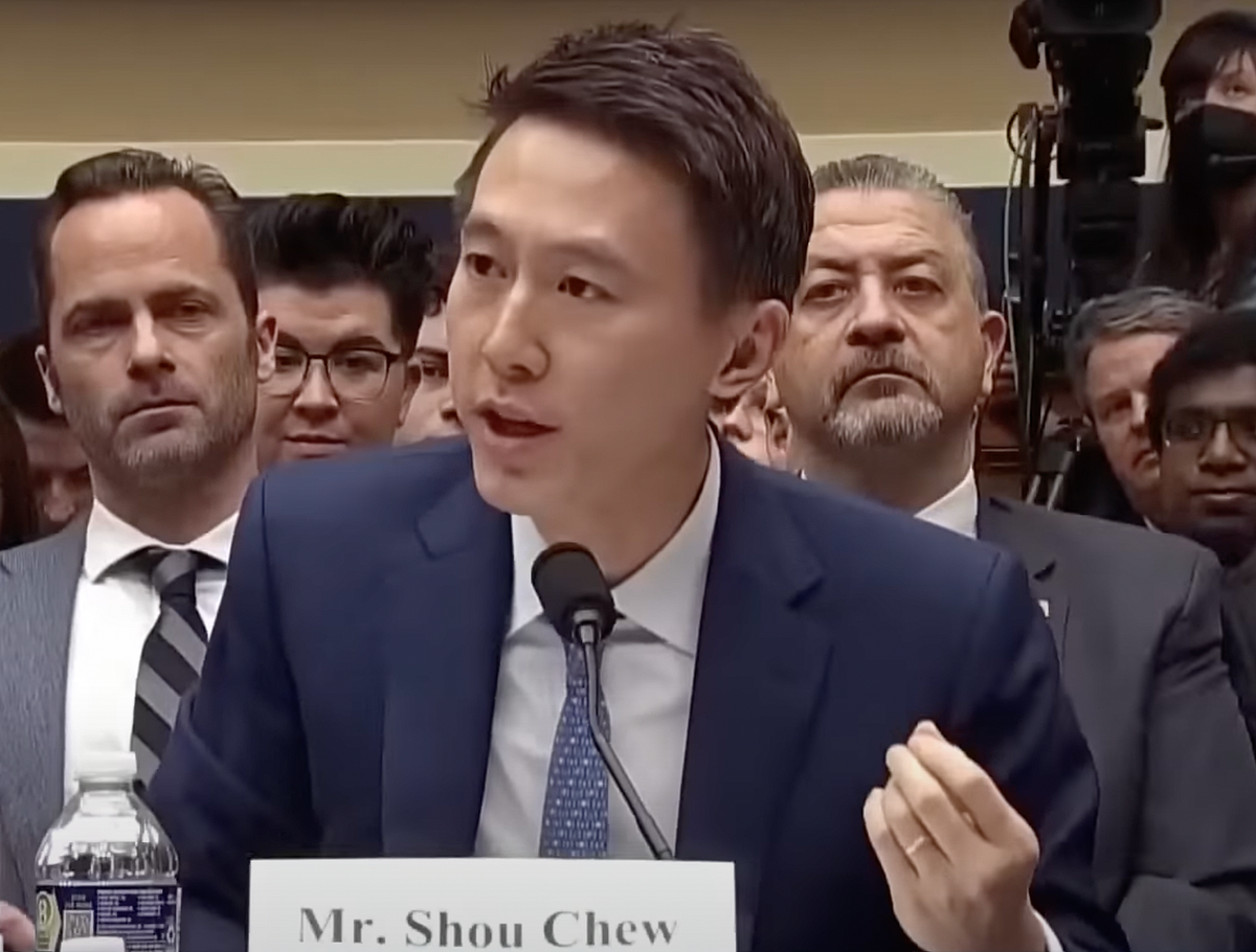 Body Language Analysis №4680: TikTok CEO, Shou Chew’s testimony before ...