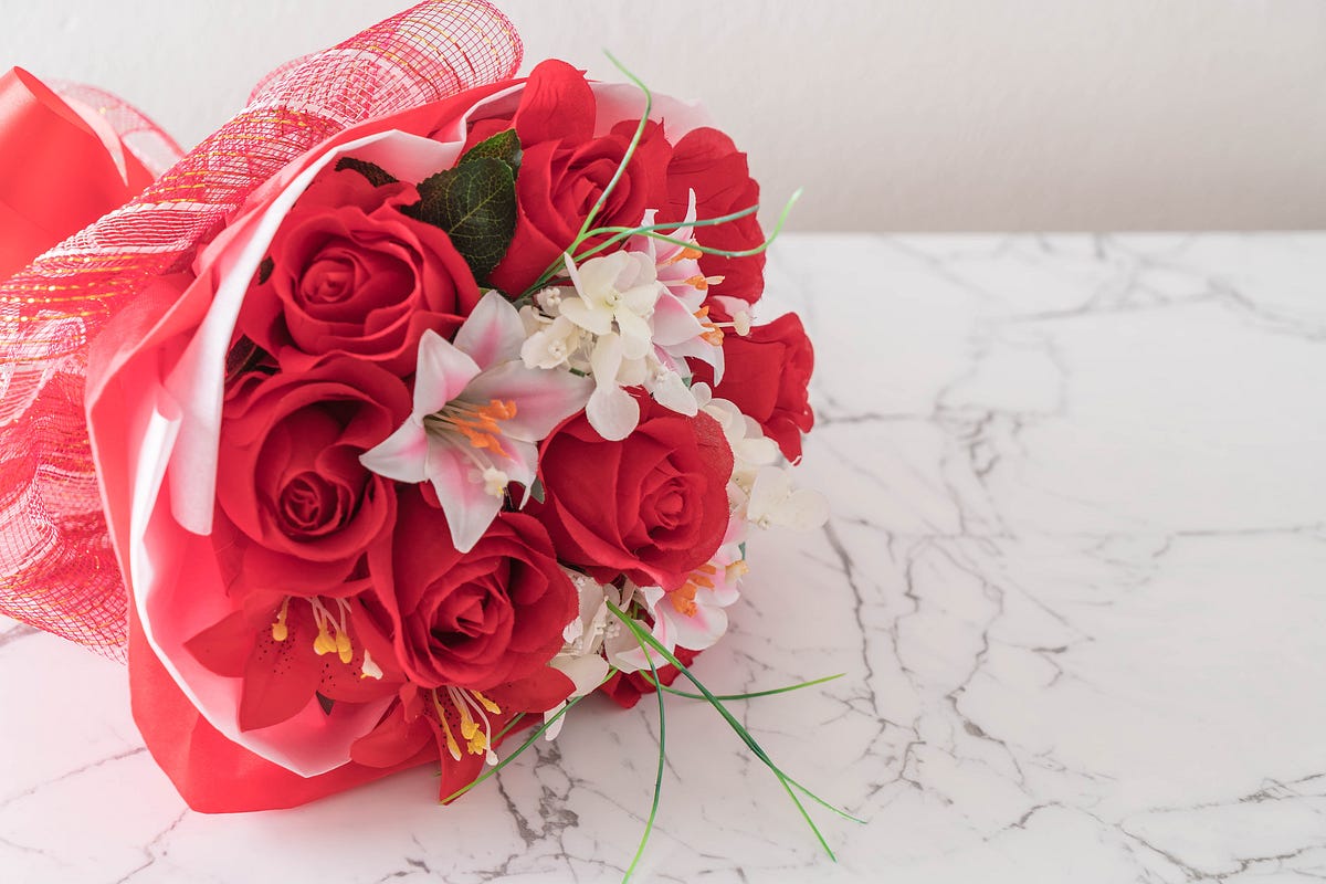 Flowers That Symbolize Loyalty and Long-Term Love | by Emily Jones | Medium