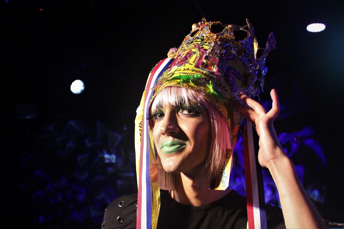Showtime: New Yorkers Contend for Miss Subways Pageants | by Albert Han ...