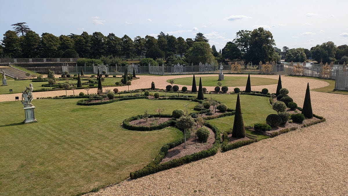 12th Century Meets 21st Century. Garden landscapes in historic settings ...
