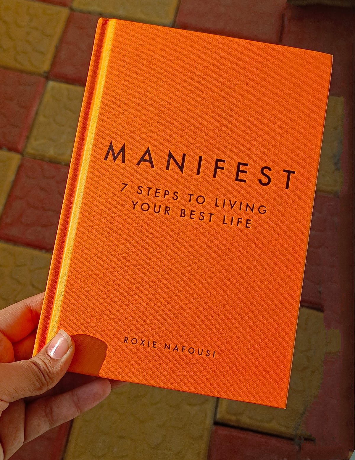 BOOK REVIEW SERIES#1. Manifest | by Pallavi Khandare | Medium