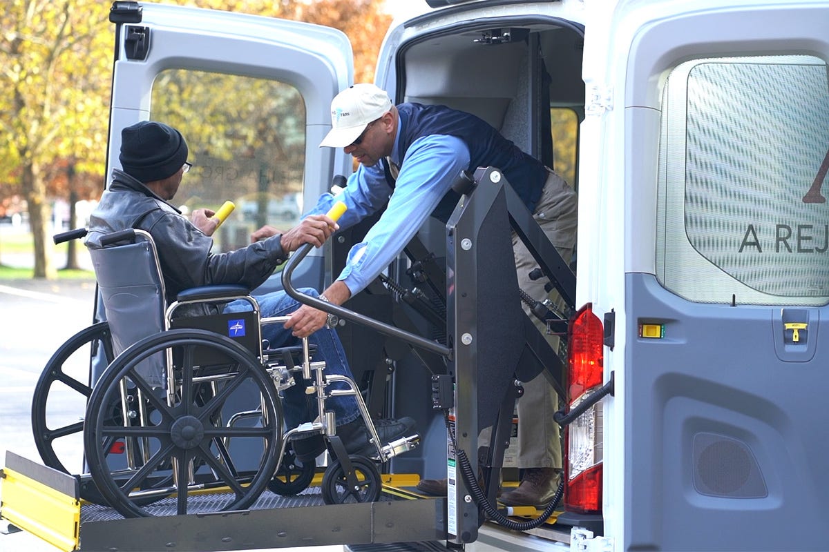 Medical Transportation Services: What Are They? | by ACC Medlink | Medium