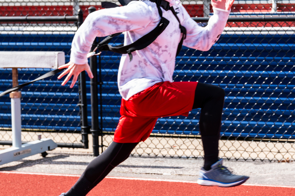 How to Run Efficiently: The Key Role of Your Hips in Performance | by ...