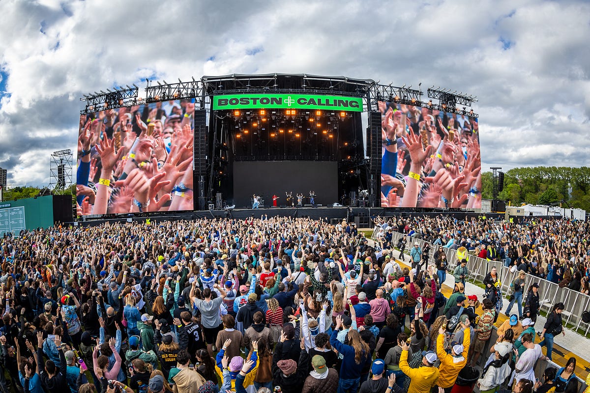 Live Review: Boston Calling Braves the Elements With a Wide Range of ...