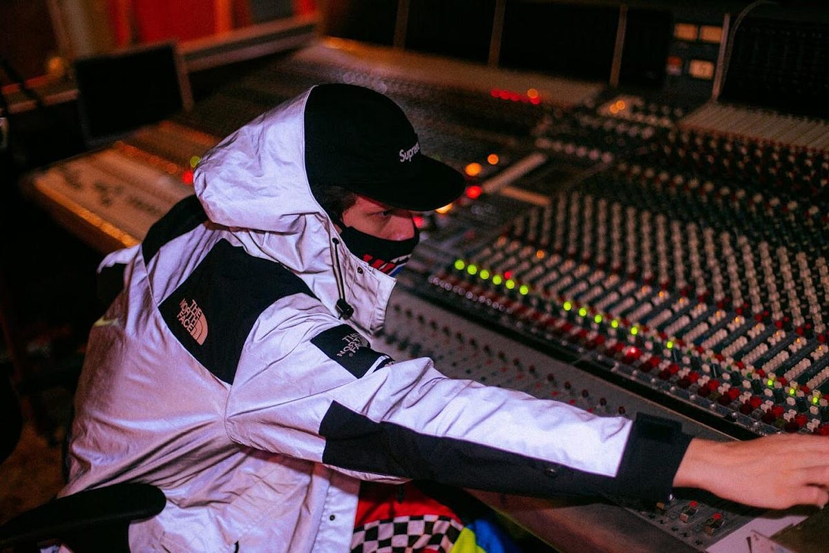 Entrevista com Nagalli, o mago dos beats comenta seu EP solo, raízes ...