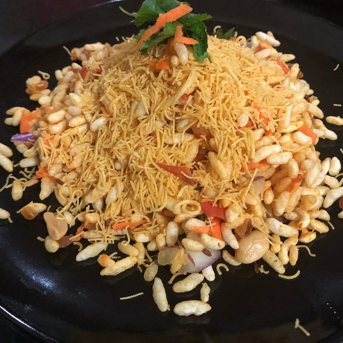 Girmit!! A spicy feisty Indian snack 🌶 (South Indian Bhel) | by Healthy ...