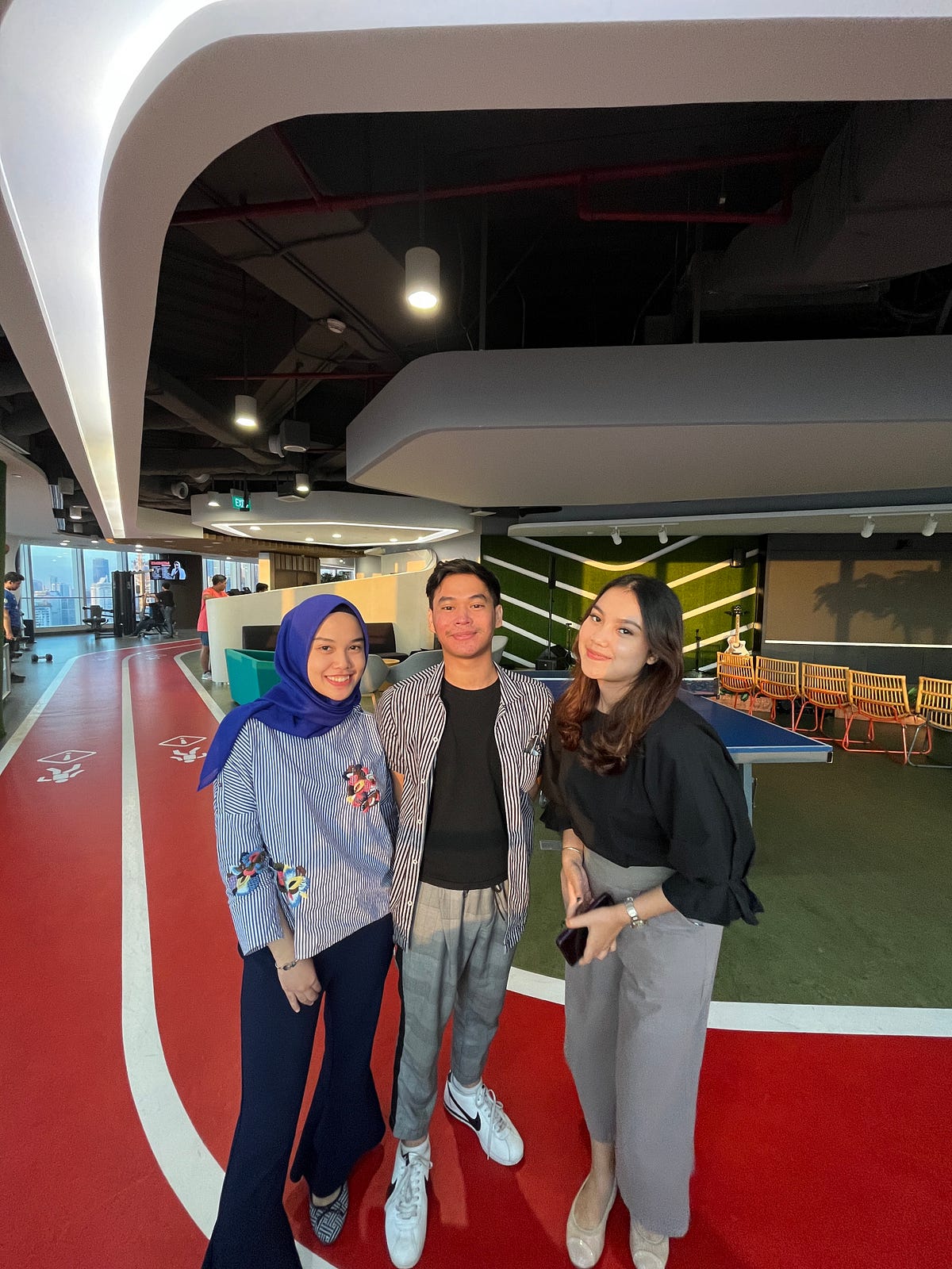 Sebentar, ini asli nih aku keterima sebagai Marketing Intern Leap di ...