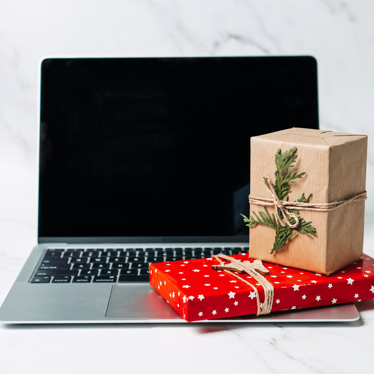 24 Trendy and Tech-Savvy Gift Ideas: A Countdown to Christmas Savings ...