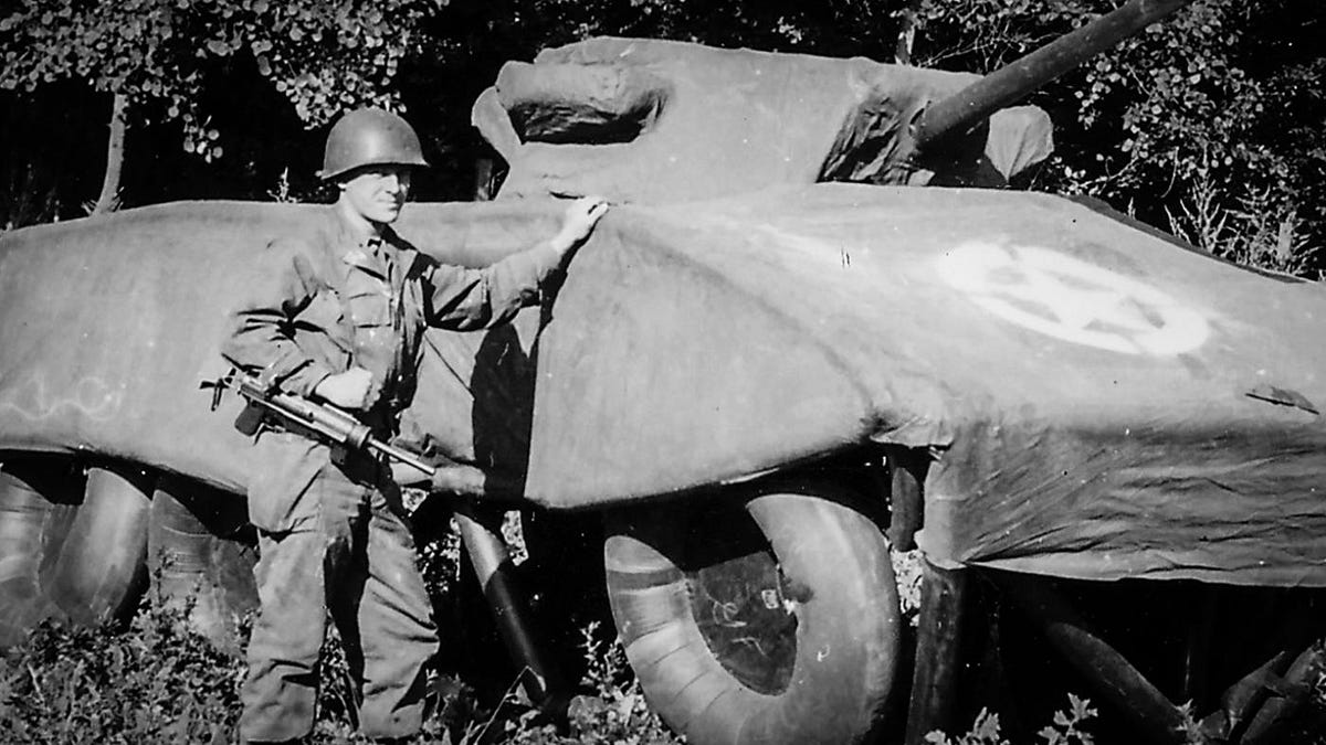 The Ghost Army of World War II: The Artists Who Fooled Hitler | by ...