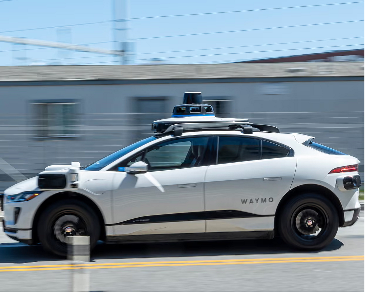 🚖 Waymo’s Self-Driving Taxis Are Coming to London: A New Chapter for ...