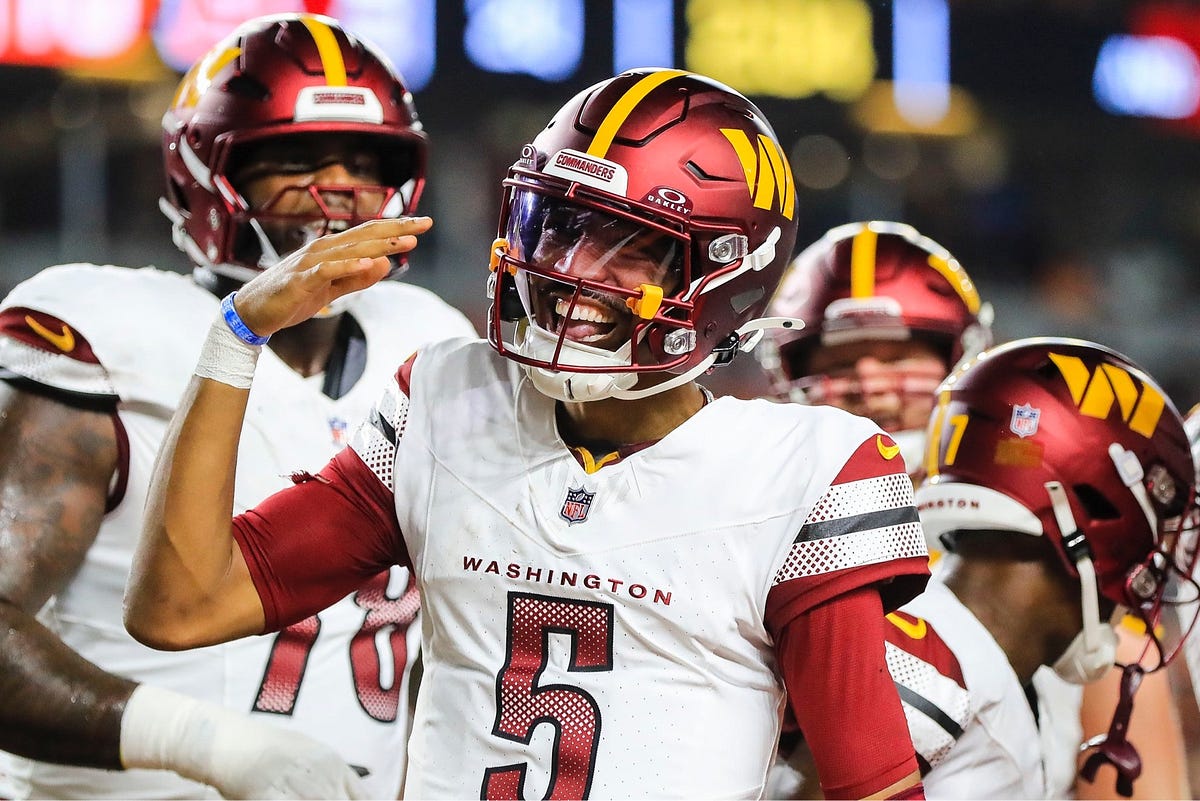 Jayden Daniels and Joe Burrow Duel it Out in Monday Night Football ...