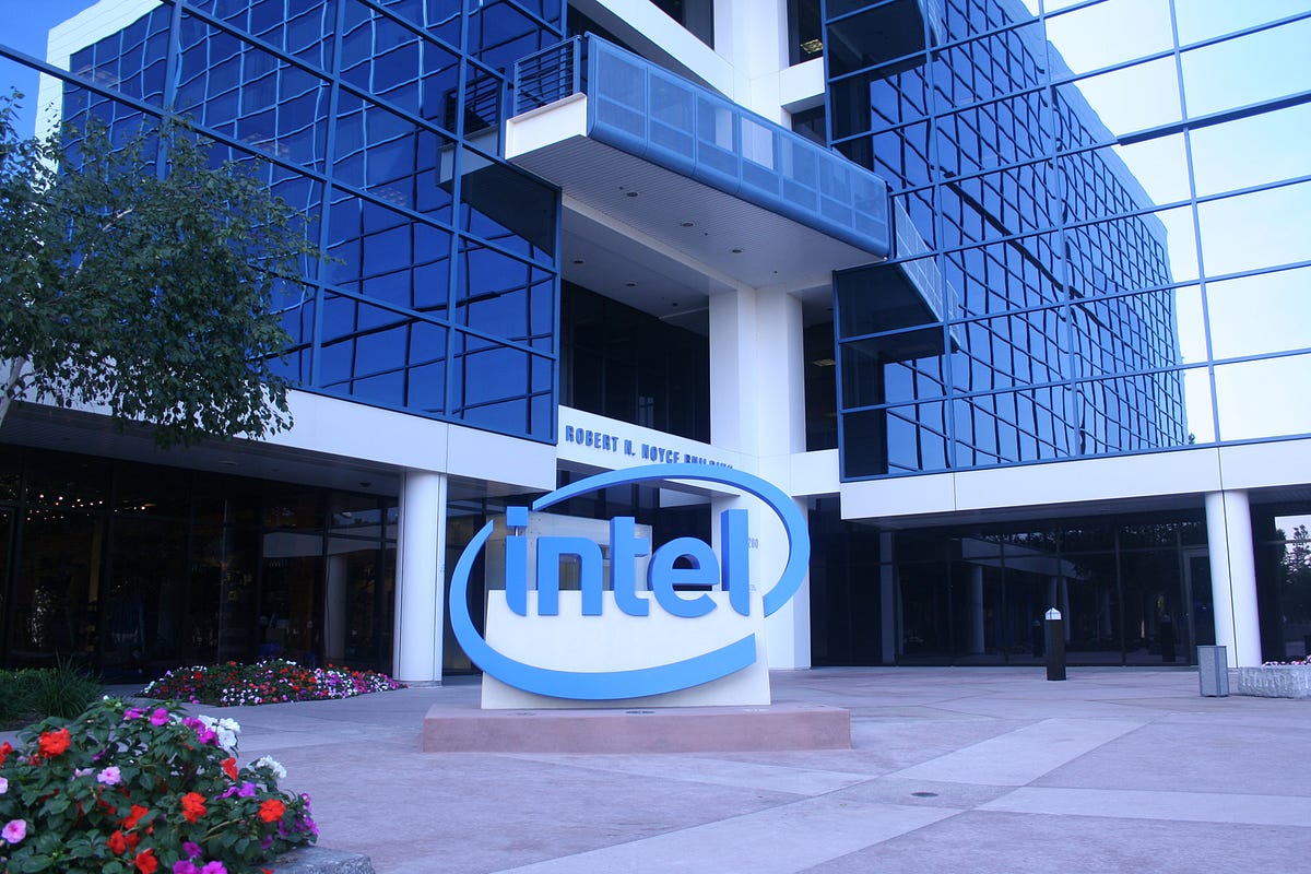 Caso de éxito: Intel. Intel, uno de los fabricantes de chips… | by ...