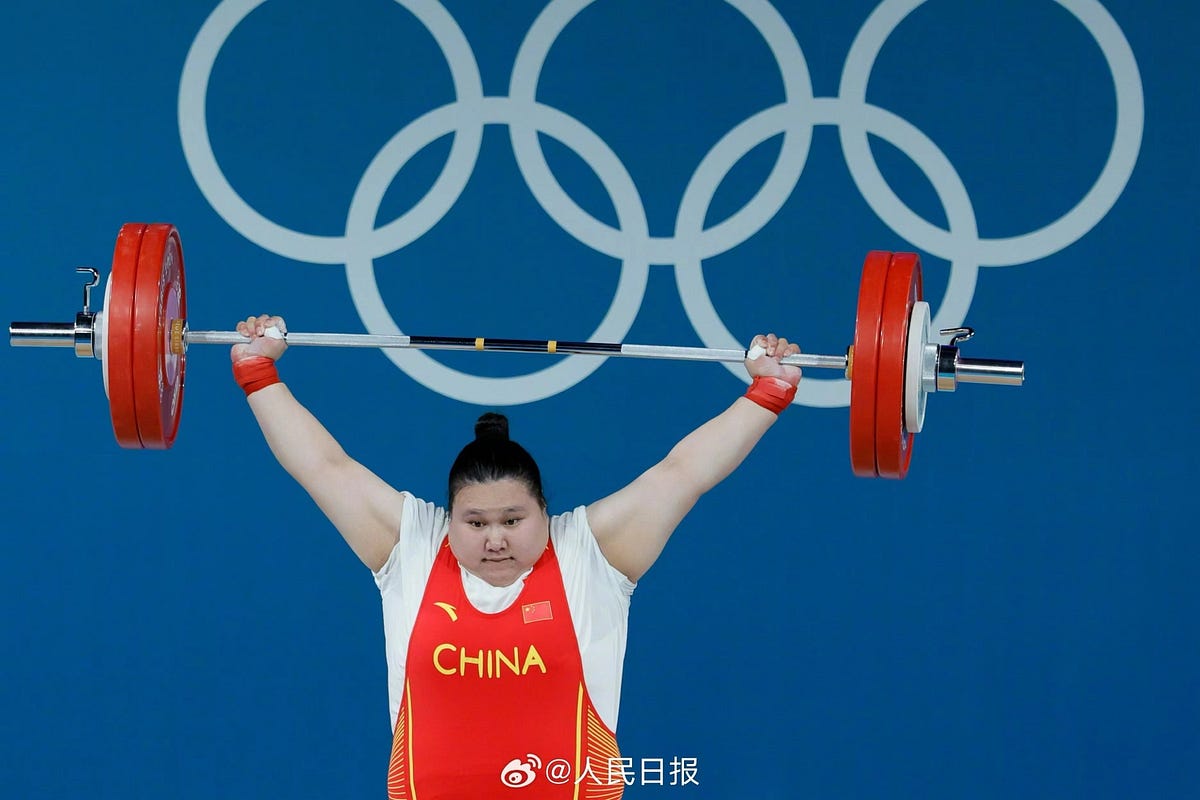 In the women’s weightlifting competition above 81kg at the Paris ...