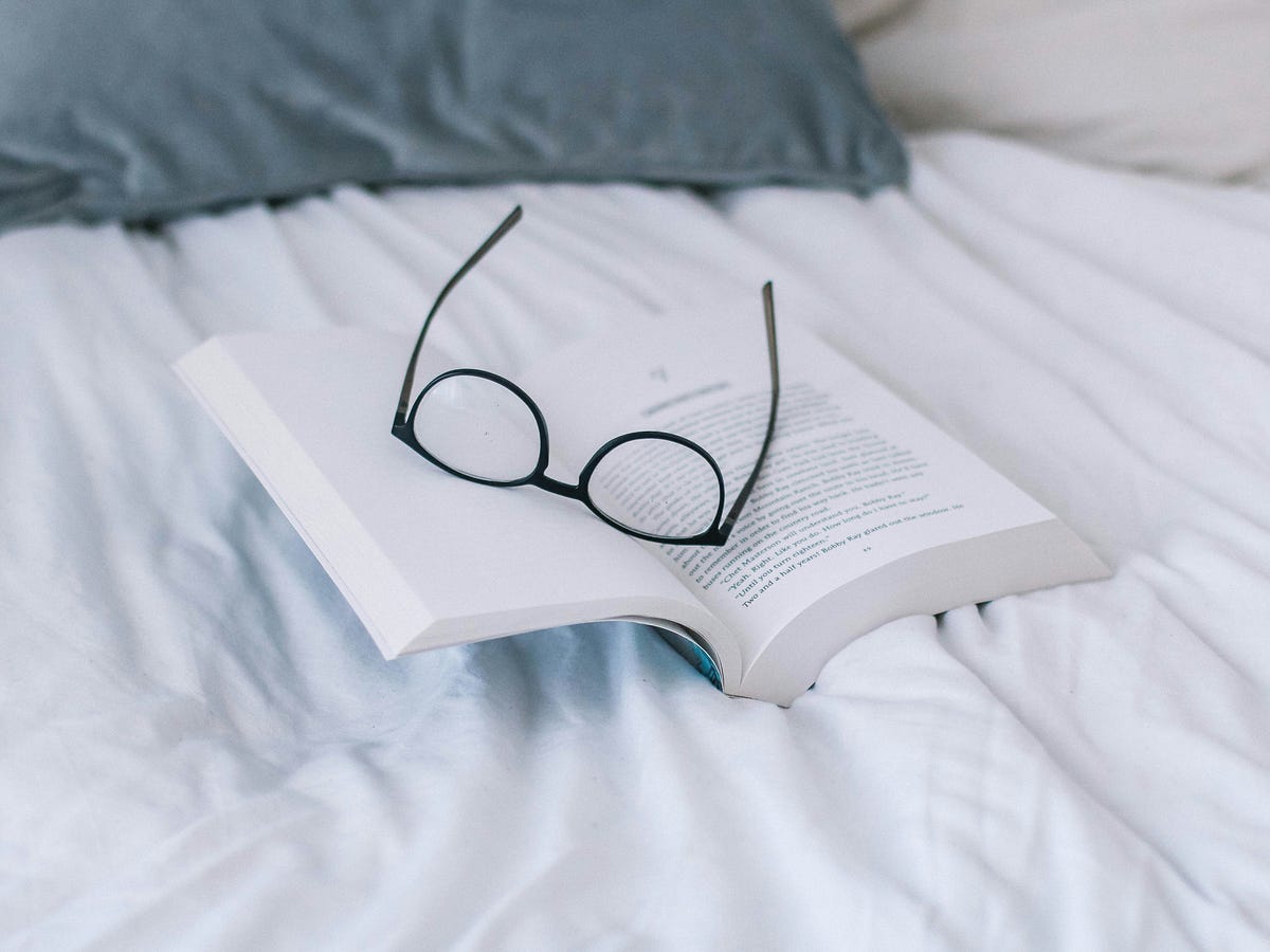 How to Read a Book Every Week to Rapidly Achieve Success | by Kevin ...