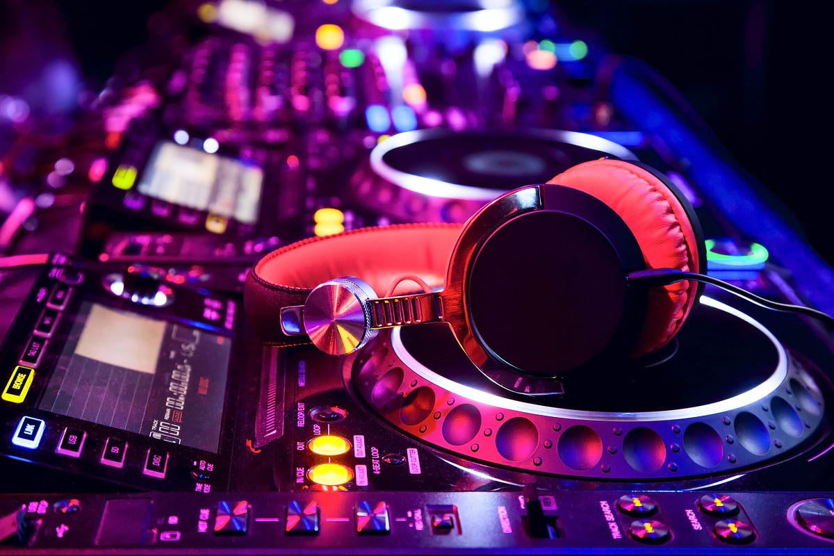 Modernizing Music Ecosystem with Blockchain | by Edvin Alka | Medium